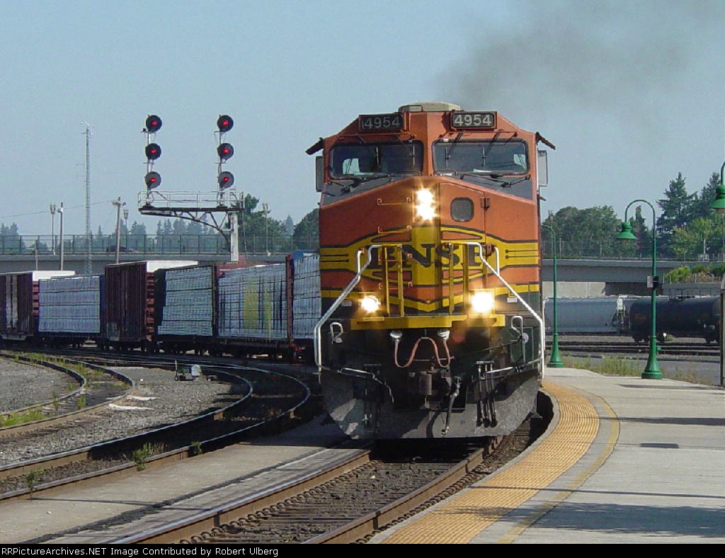 BNSF 4954
